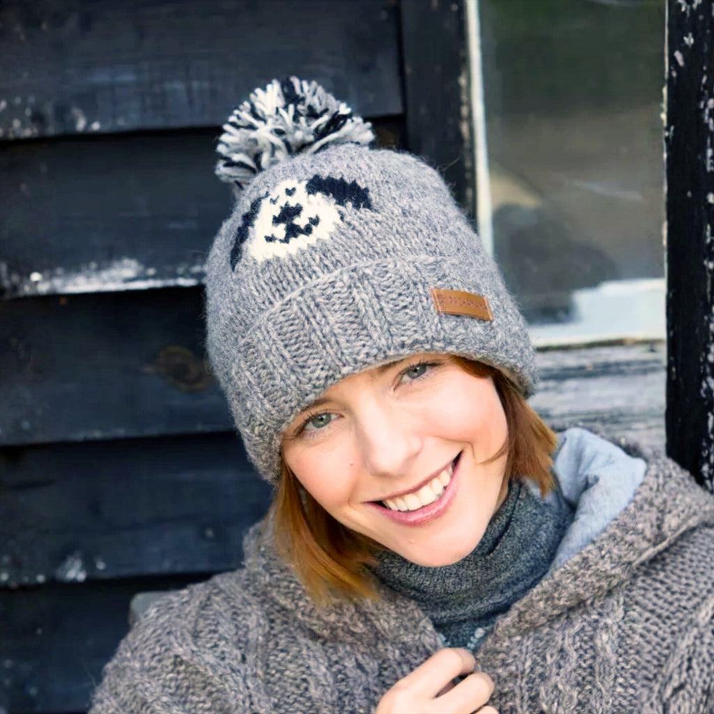 Pachamama 'Smiley Dog' Design Chunky Knit Wool Bobble Beanie Hat